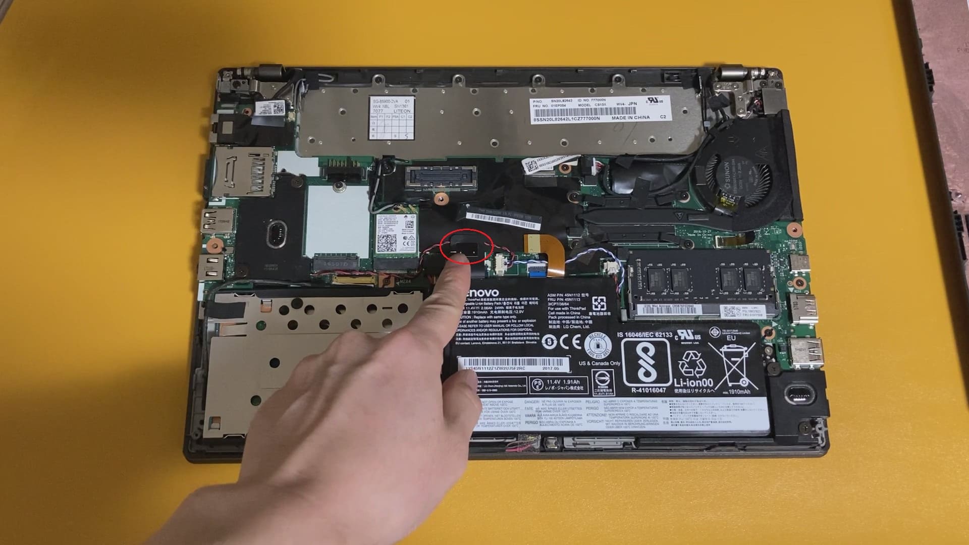 Lenovo（レノボ）【ThinkPad X270の分解】メモリ増設・SSD交換 | パソコン五郎